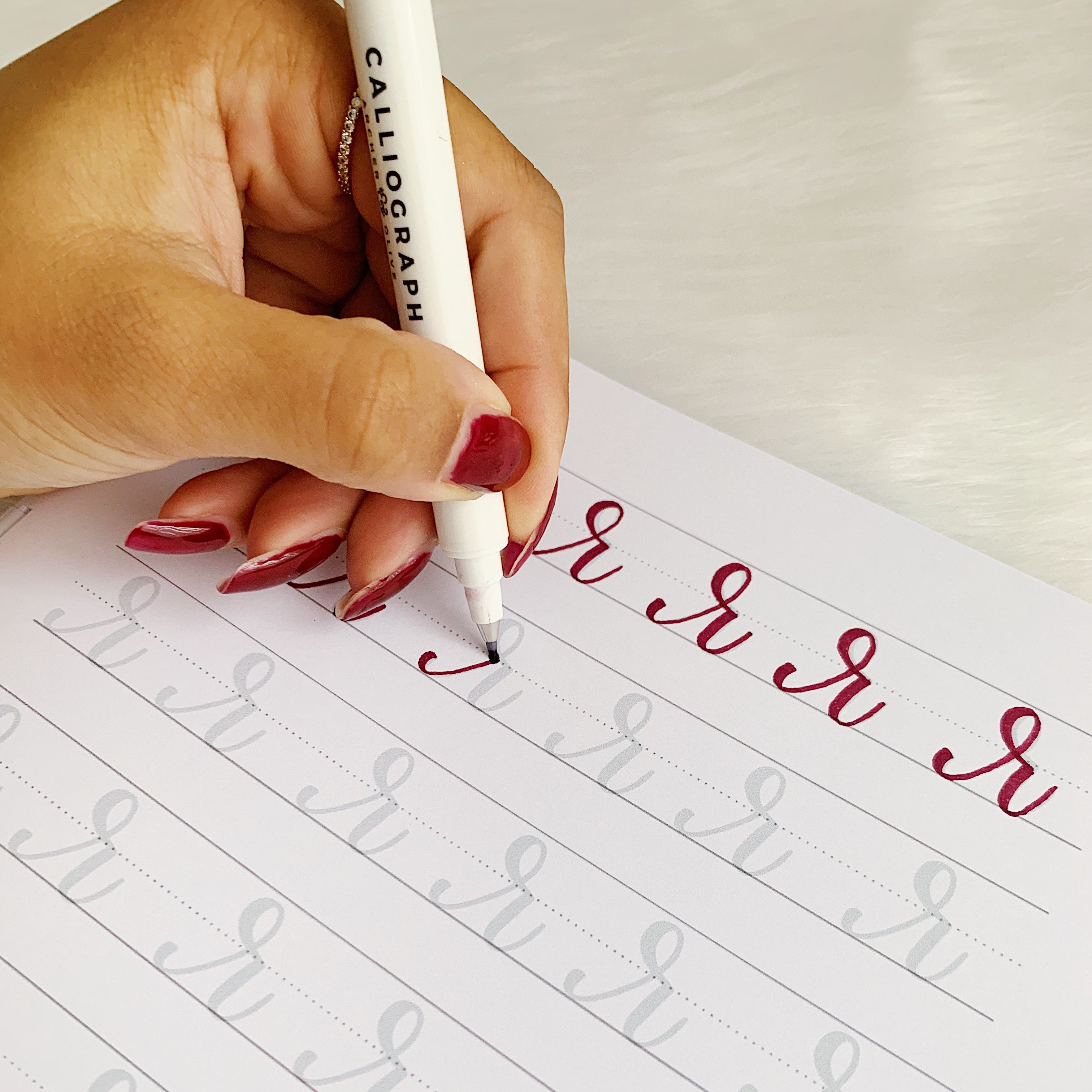 FREE Hand Lettering Workbook + Tips To Improve Your Modern Calligraphy ...